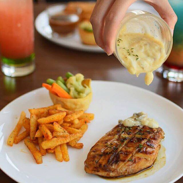 Carnis Cabang Raya Gubeng - HungryLine